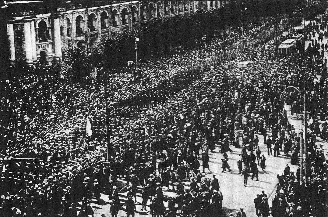 Totalitarianism: STALIN’S RUSSIA