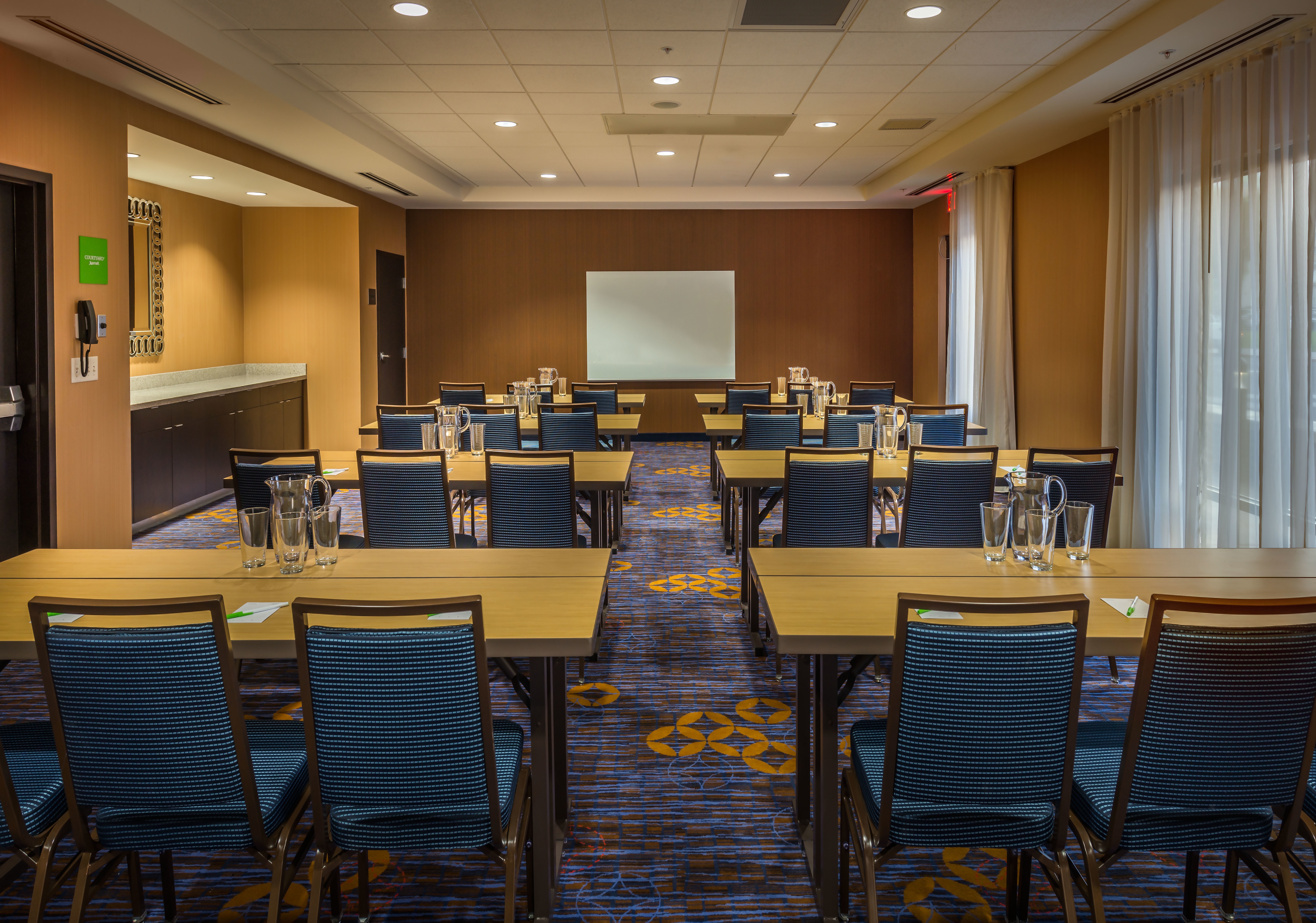 Courtyard by Marriott