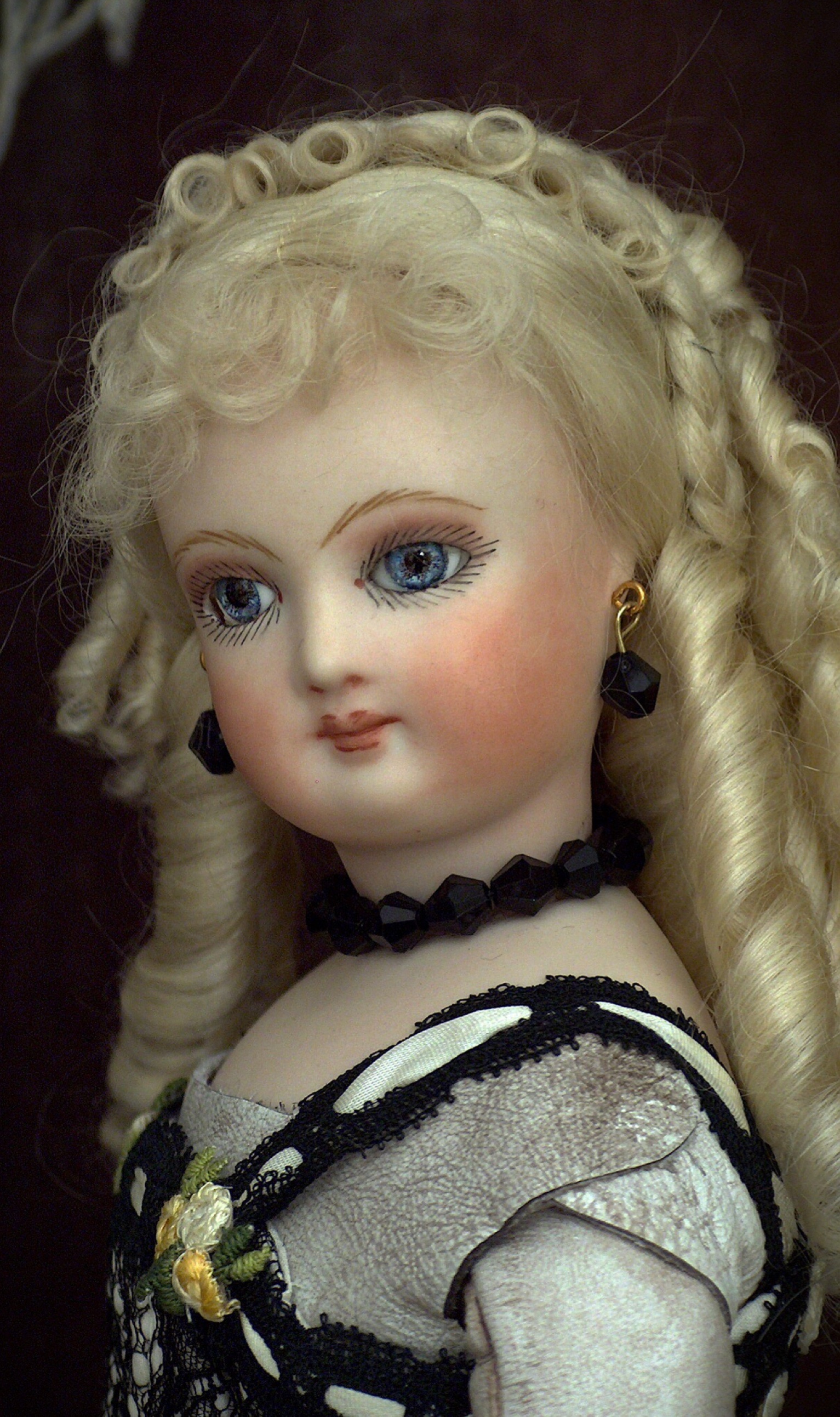 "Lily" FG LADY DOLL