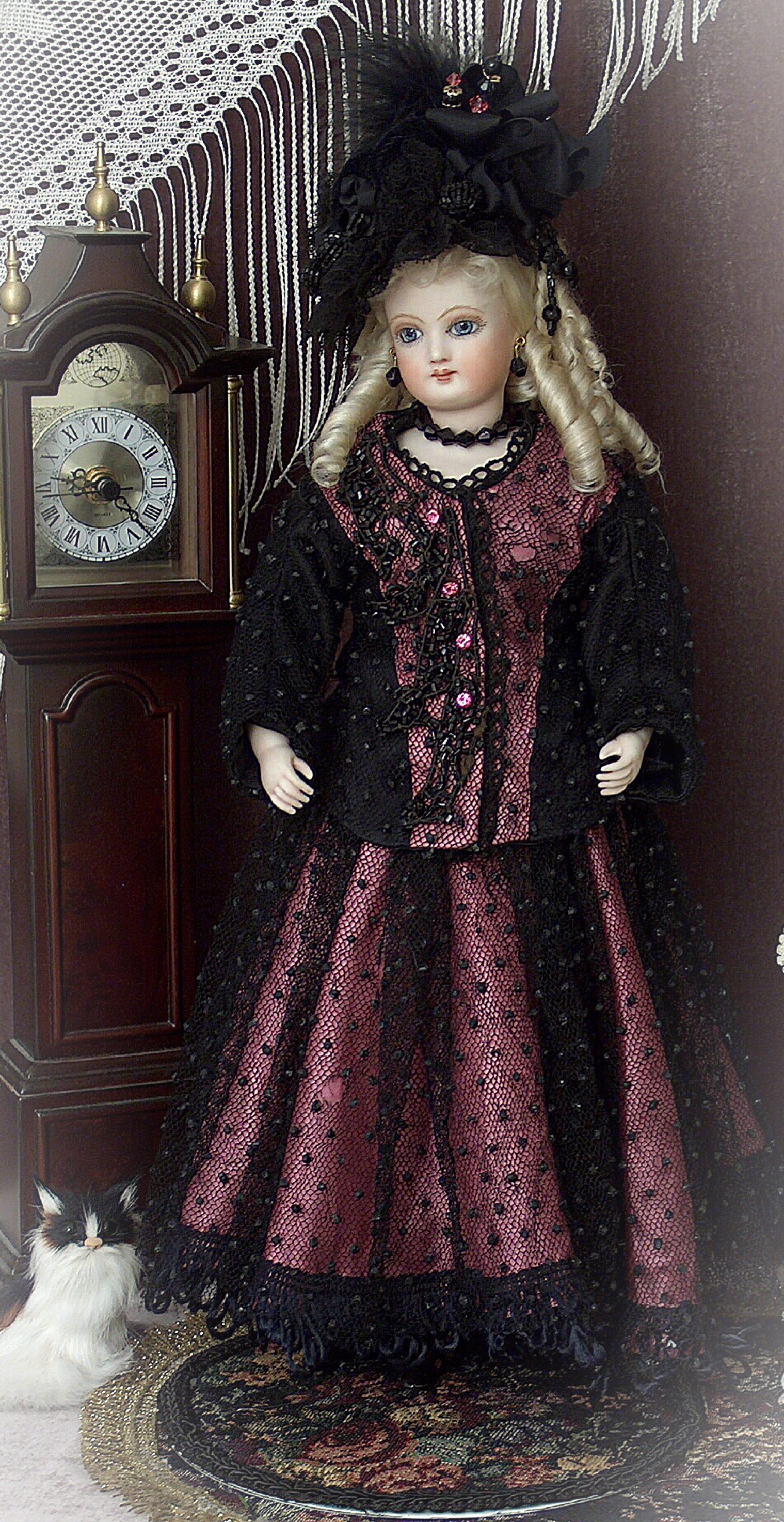 "Lily" FG LADY DOLL