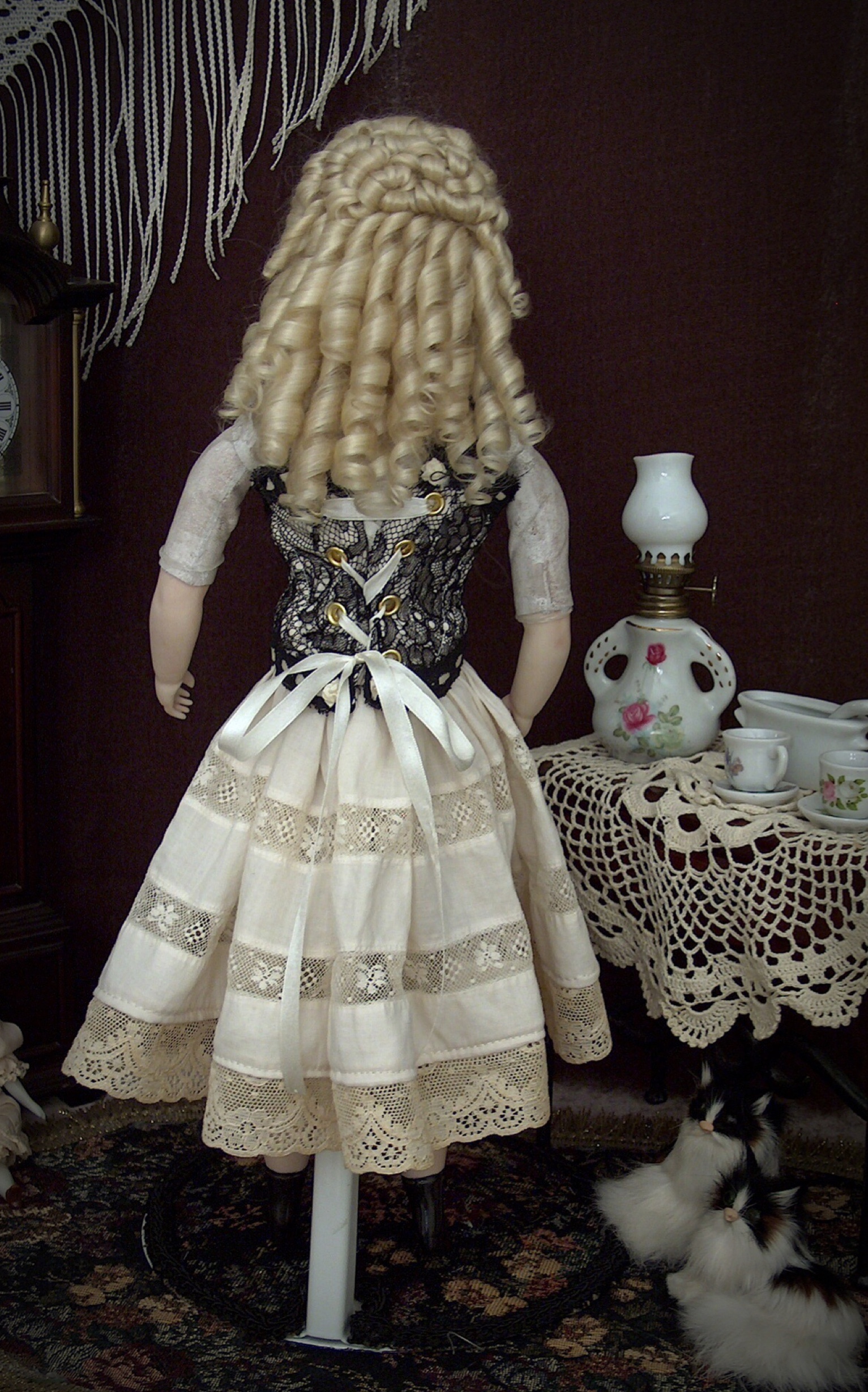 "Lily" FG LADY DOLL