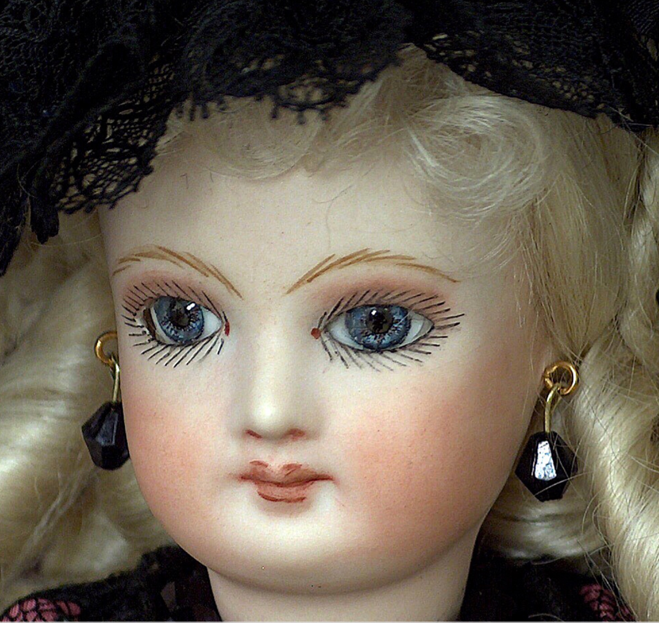 "Lily" FG LADY DOLL
