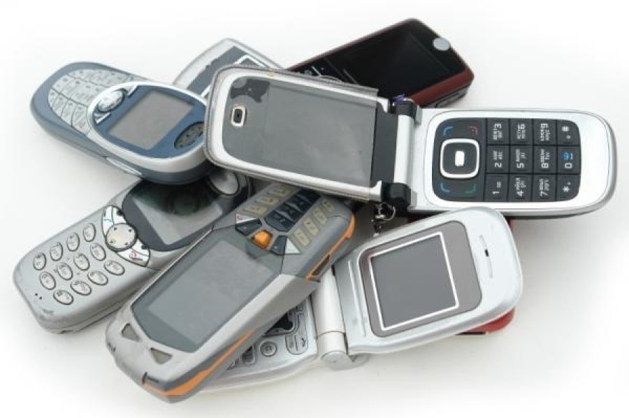 The transformation of cell phones and it's further advancements