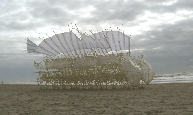 New and improved strandbeest